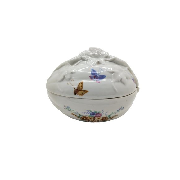 Charles Revson In | Accents | Vintage Charles Revson Inc Ciara ...